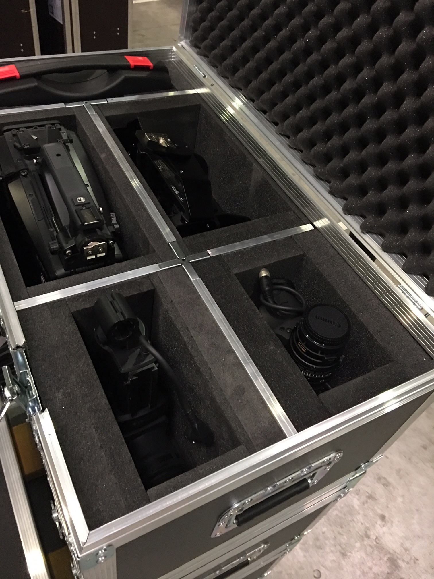 Video Camera & Console – Panasonic Serie – Conpearl Finition – FLIGHT ...